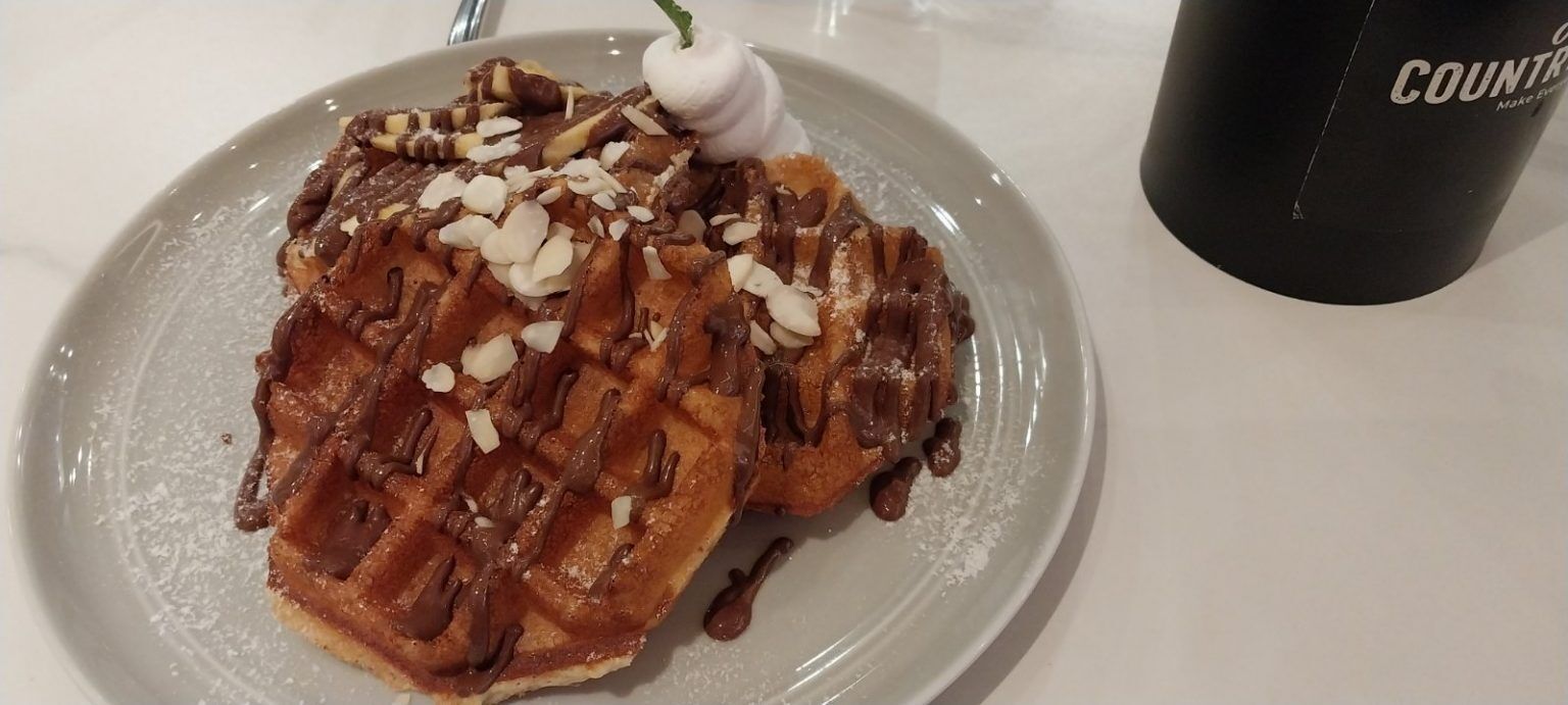 Famous Country Waffles White Plains - EatMyBananas.com